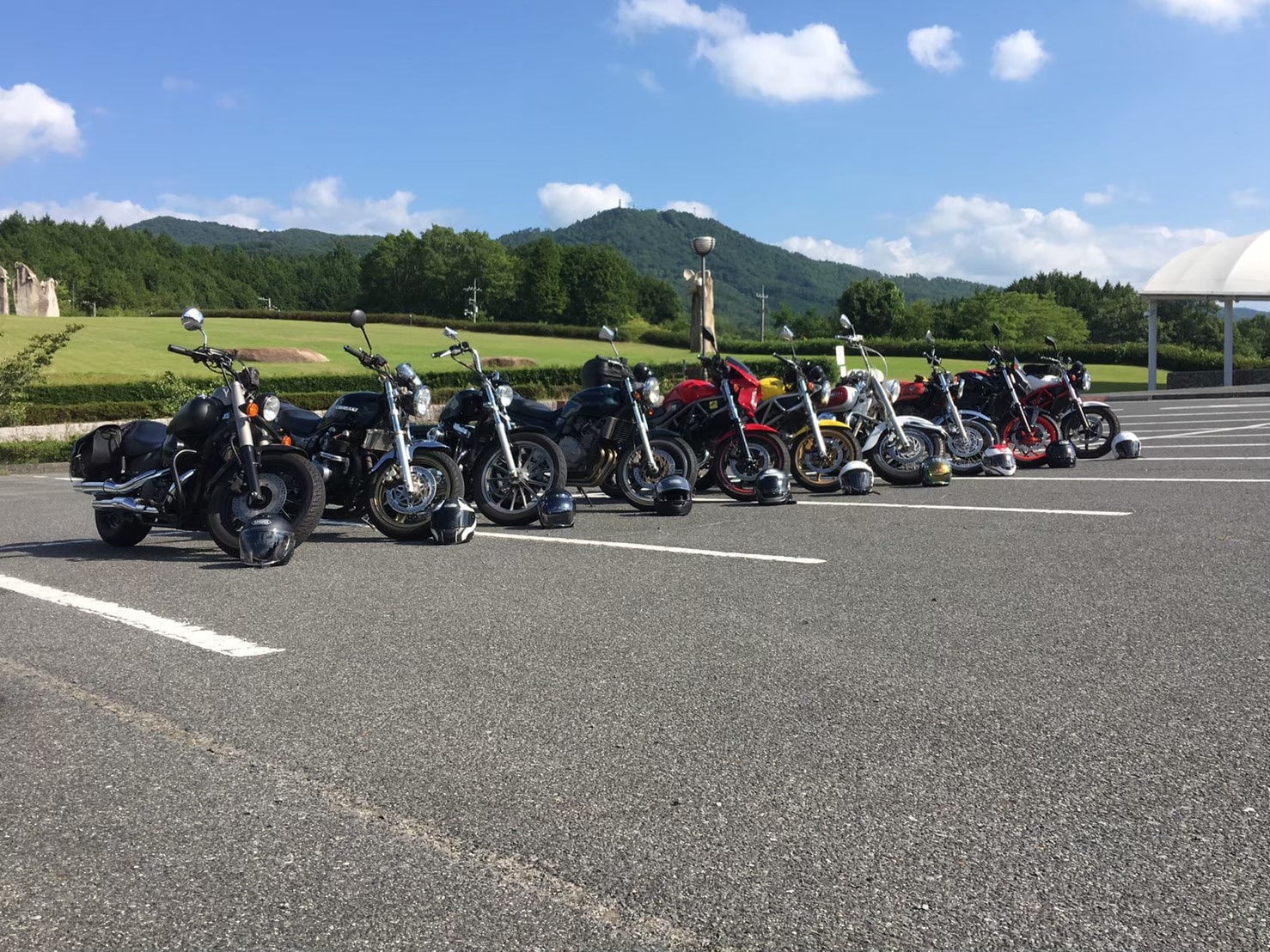 MLCF ﾐﾙｼﾌ - バイクツーリングクラブ紹介 - レディスバイク